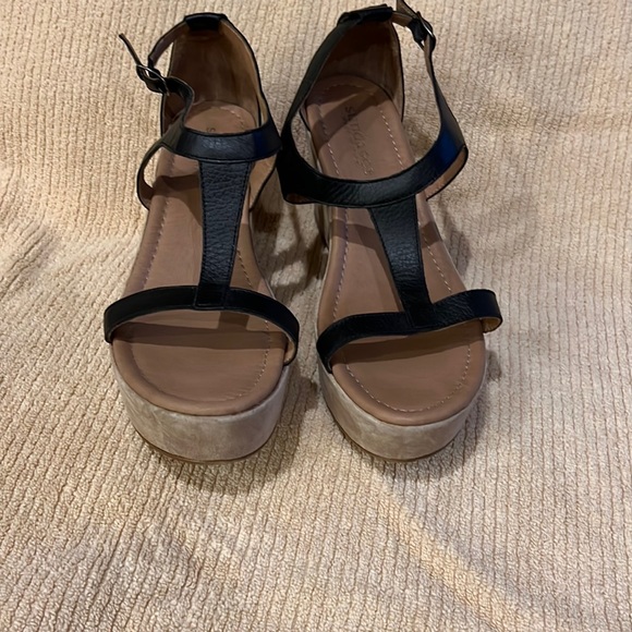 Sundance | Shoes | Sundance Wedge Black Sandals | Poshmark